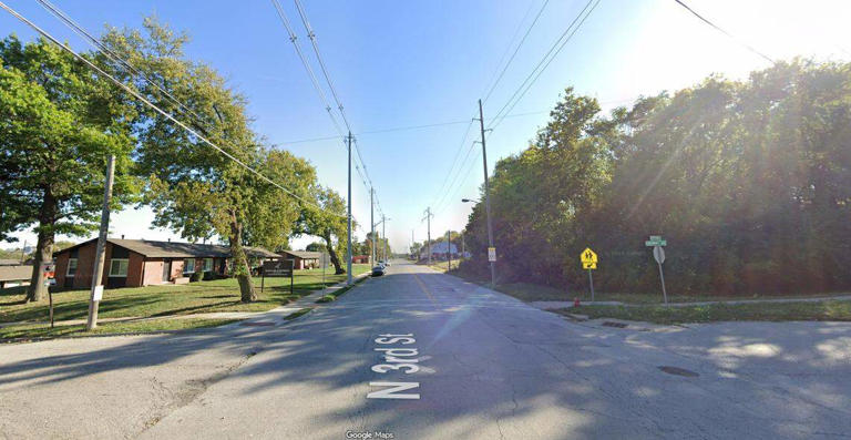 Teen found dead in wooded area of Kansas City, Kansas. Police investigating