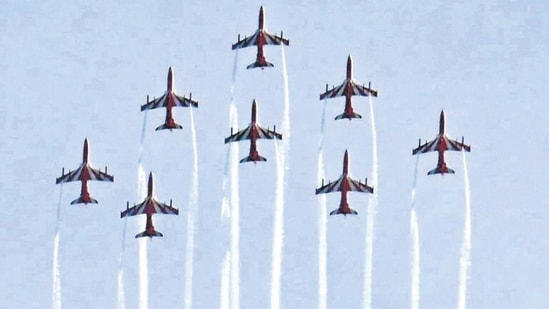 Mountain Home base crash: Update on pilots as fighter jets collide mid ...