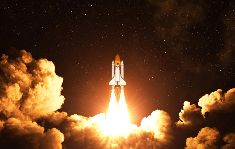 How much will SpaceX stock be worth by 2030? Here's what history says.