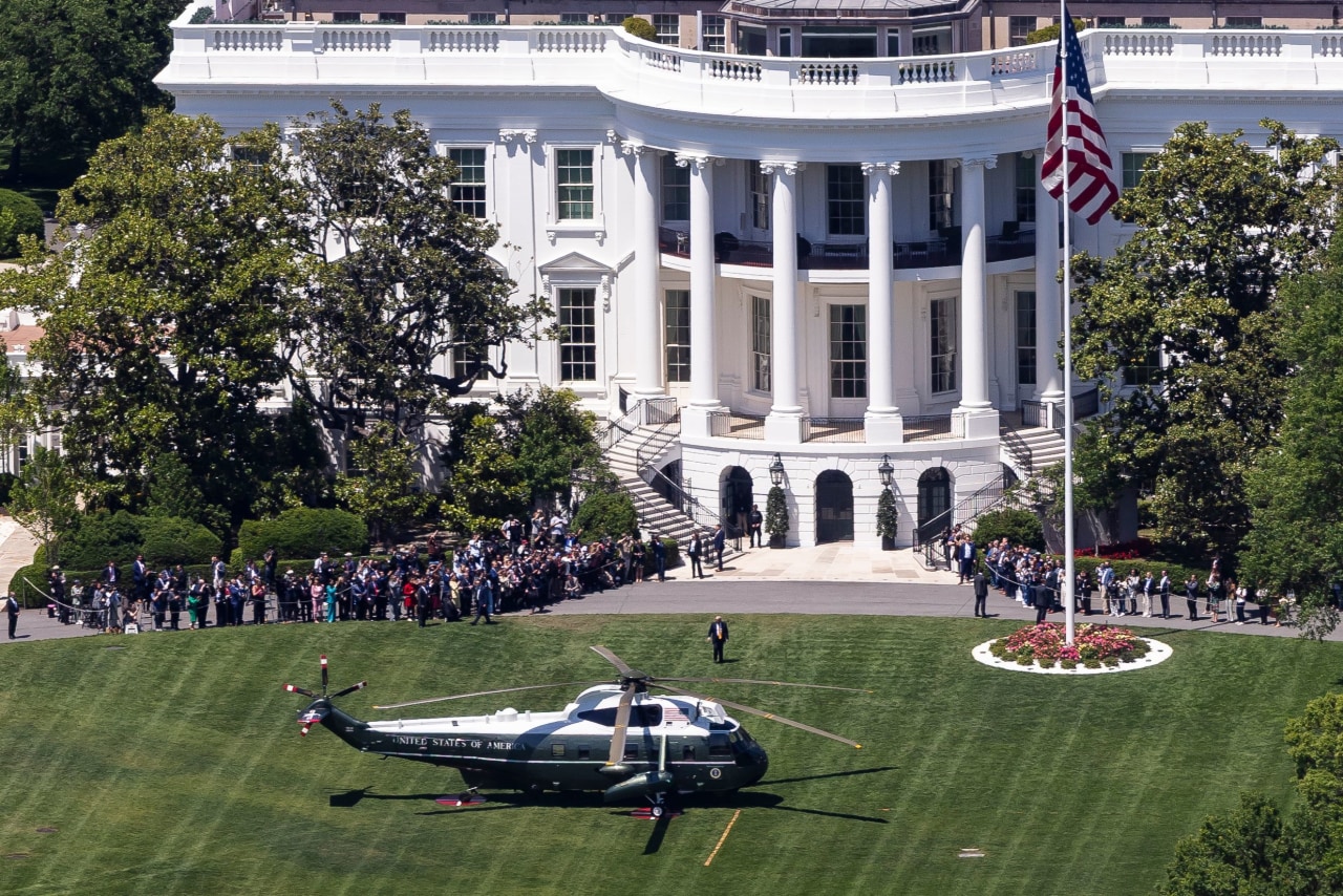 Trump’s latest White House renovation plan: A helipad on the South Lawn