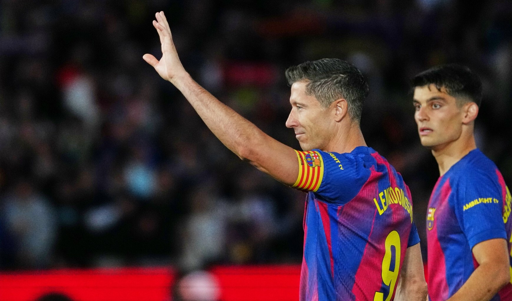 Lewandowski pożegnał Camp Nou. Padły cztery ciosy. "Duma Katalonii ...