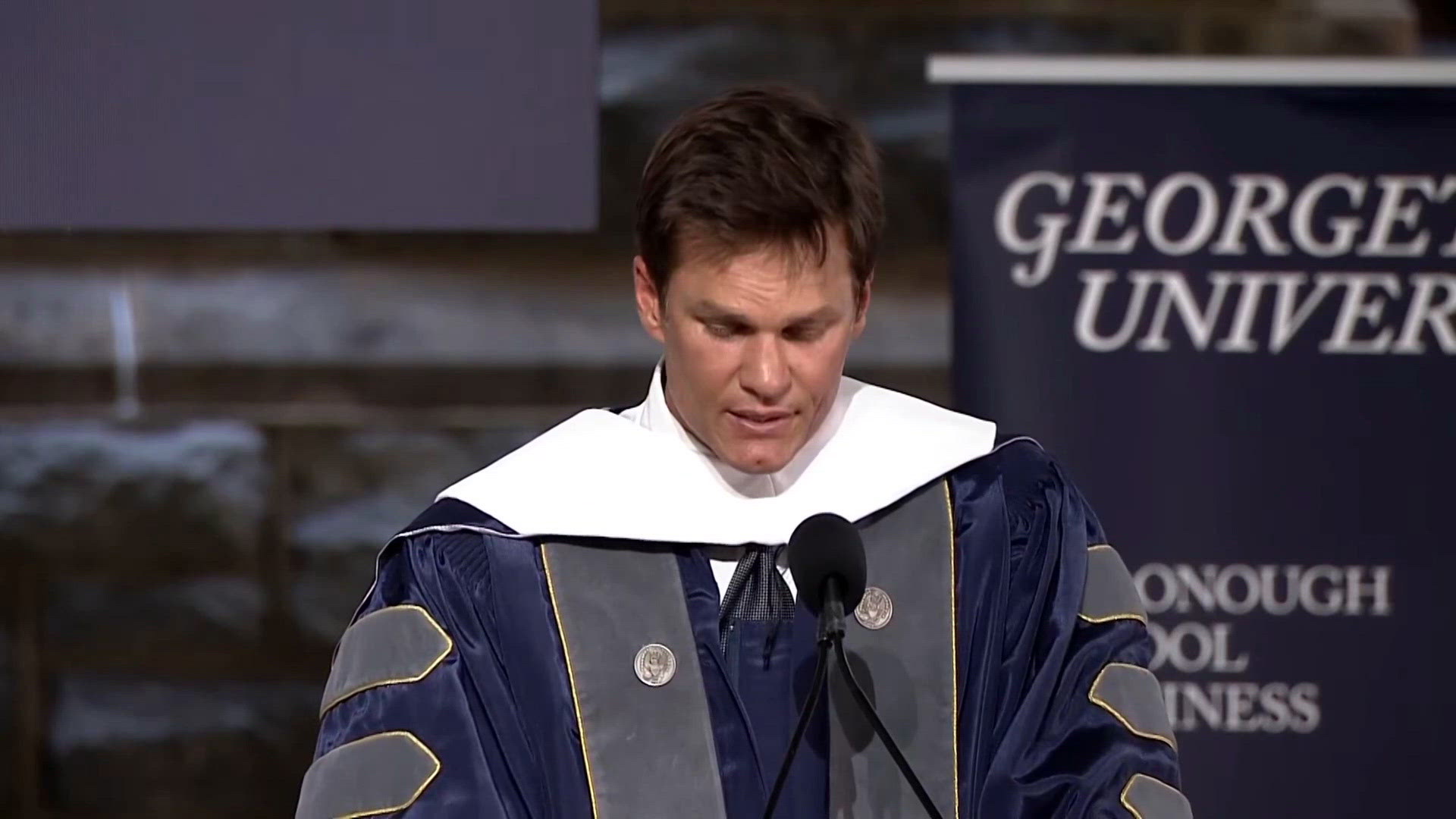 Tom Brady gives commencement speech at Georgetown