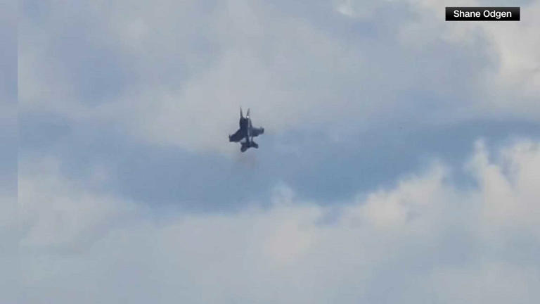 The US Navy lost $136 million worth of jets in an air show crash. Why ...