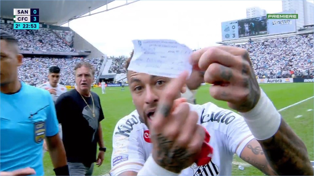 Neymar goes ballistic on ref after 'inexplicable error' with star's ...