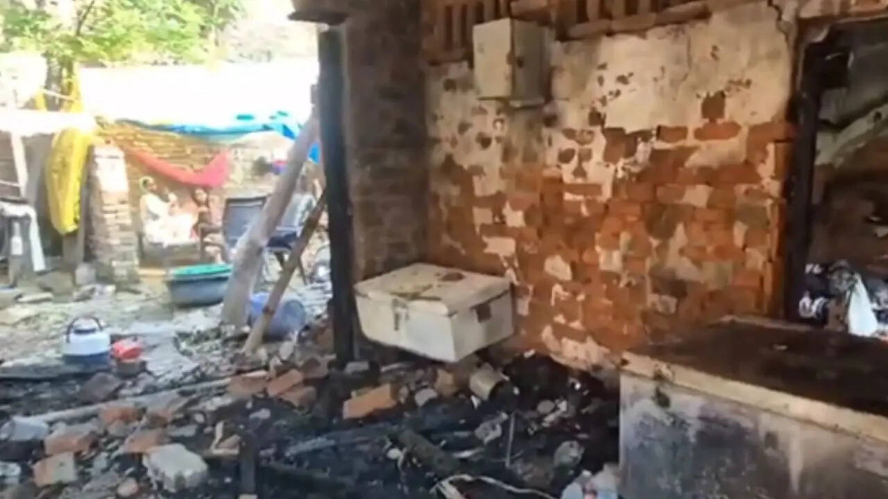UP woman sustains burns in house fire; dies after assault by ...