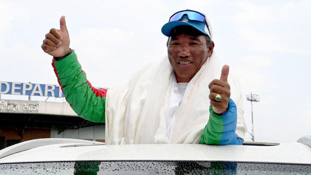 'Everest Man' and 'Mountain Queen' break own records scaling world's ...