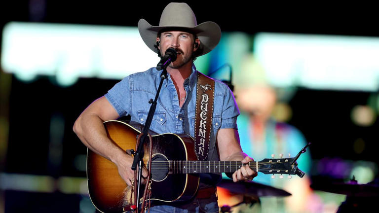 Riley Green headlined ACM's big Vegas bash and helped raise $20K for a ...