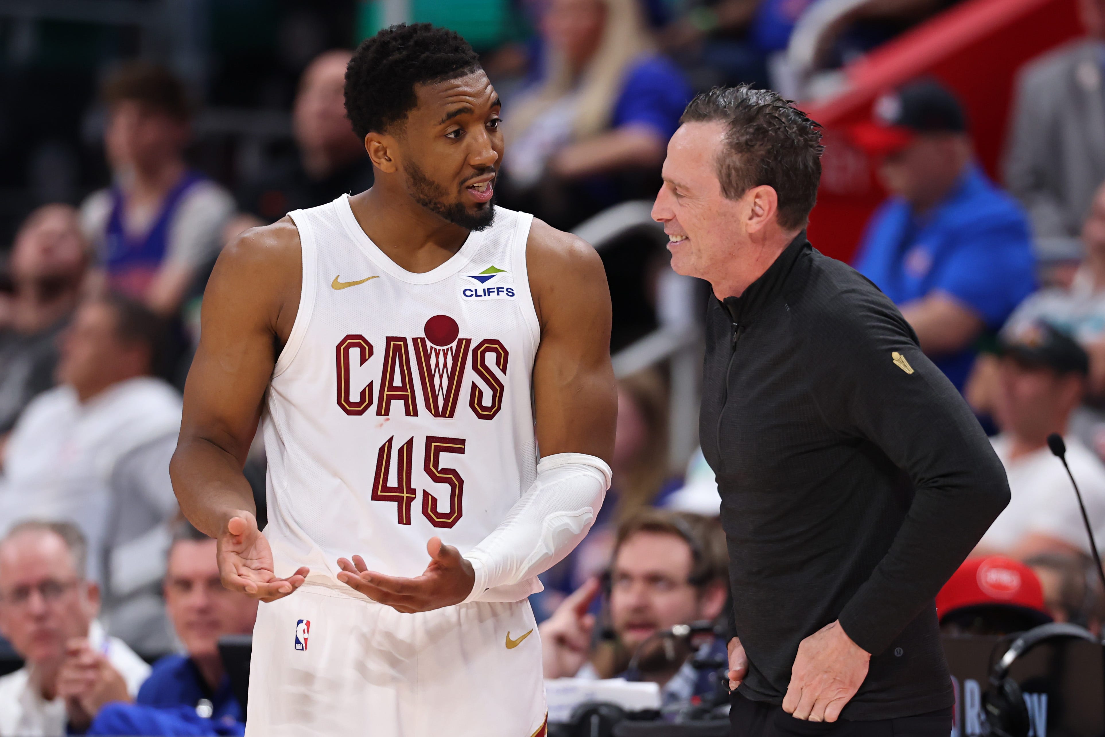 Thousands of Cavs fans attend Game 7 thanks to Cavs owner Dan Gilbert