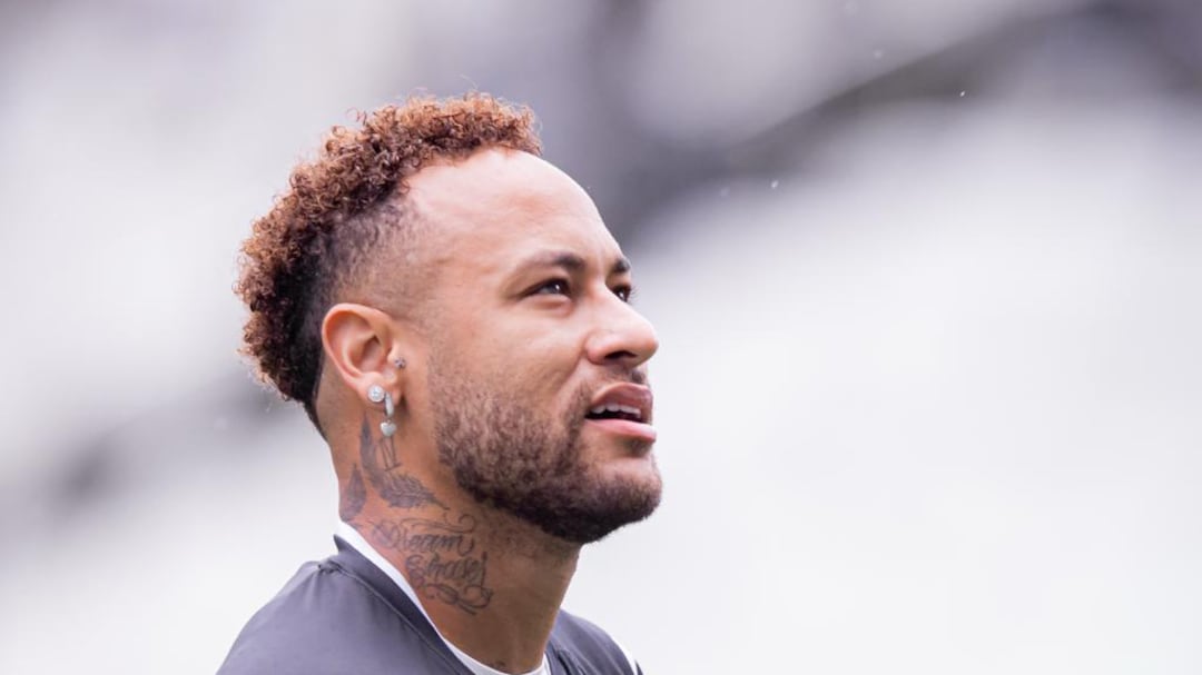Neymar's Bizzare Substitution In Santos Match Ahead Of Brazil's World ...