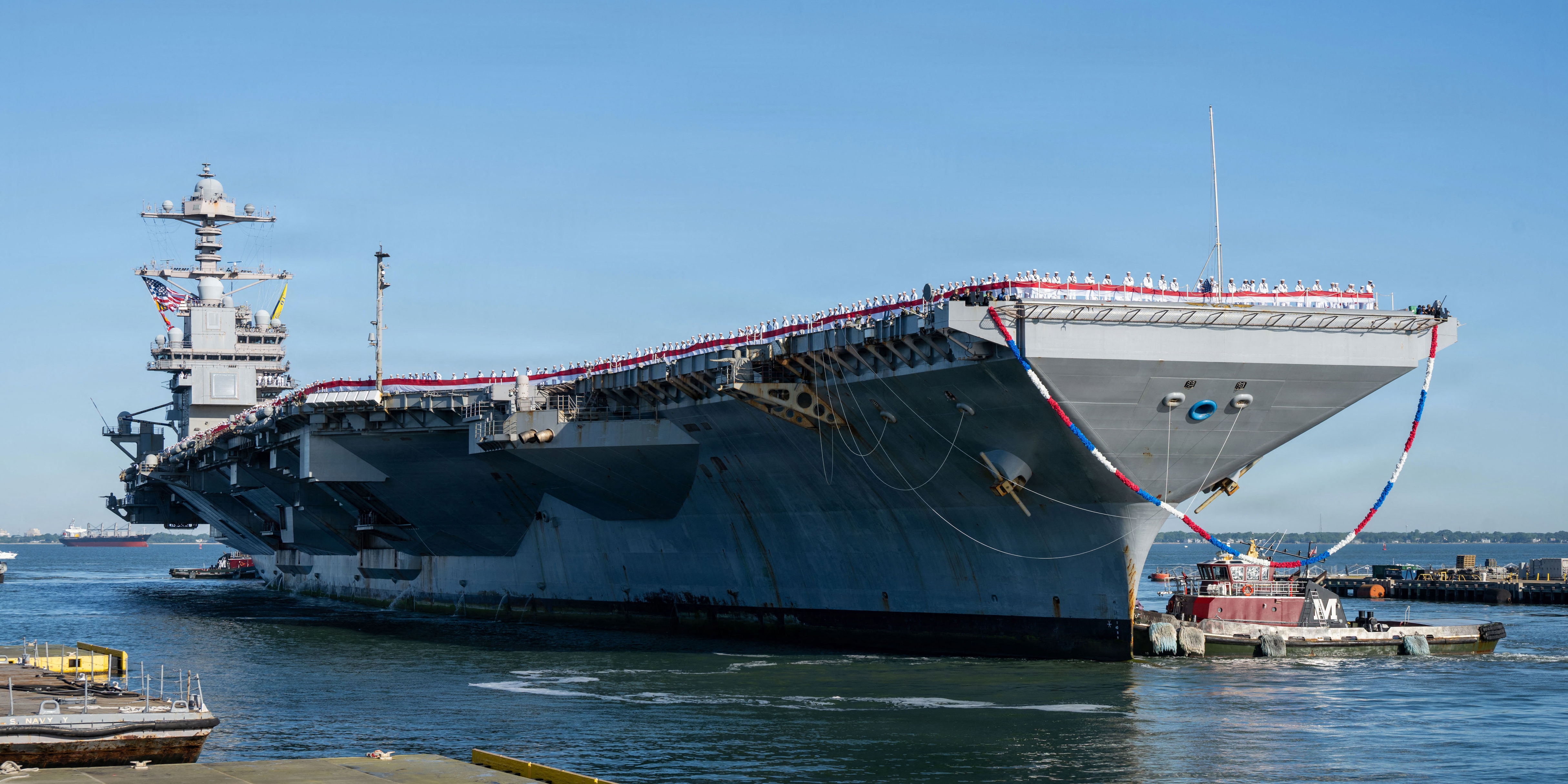 Le porte-avions Gerald Ford de retour aux États-Unis après une mission ...