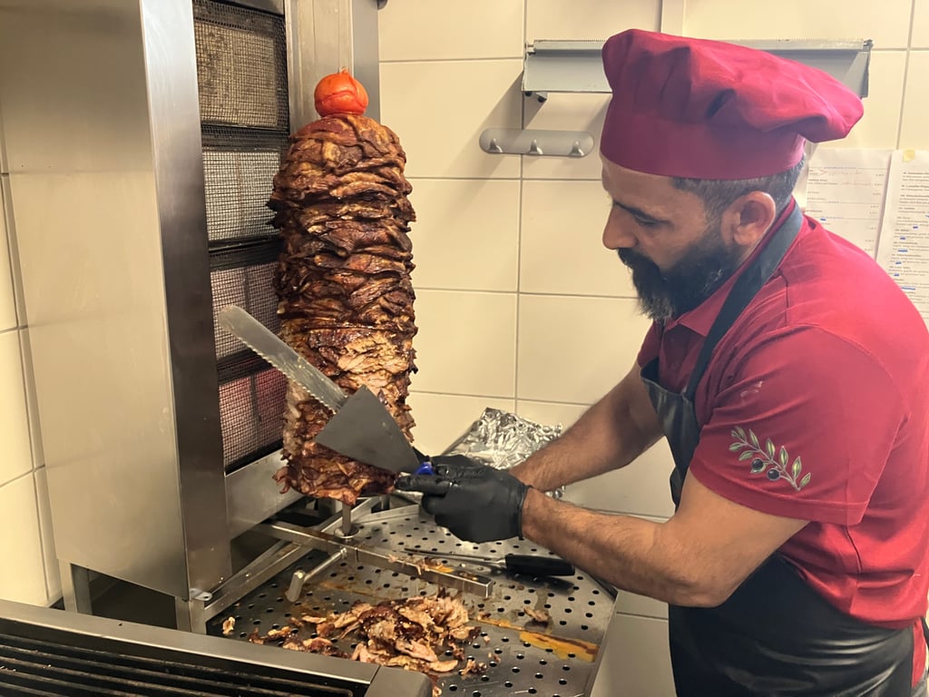 Neues Gyros-Restaurant eröffnet: Mit diesem Familienplan soll es groß ...