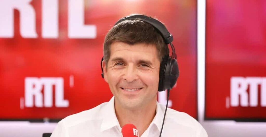 Thomas Sotto : après son accident de la route en début d’année, le ...