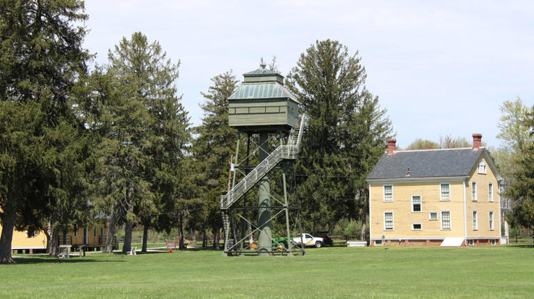 Between Philly and Baltimore is an abandoned military fort turned state ...