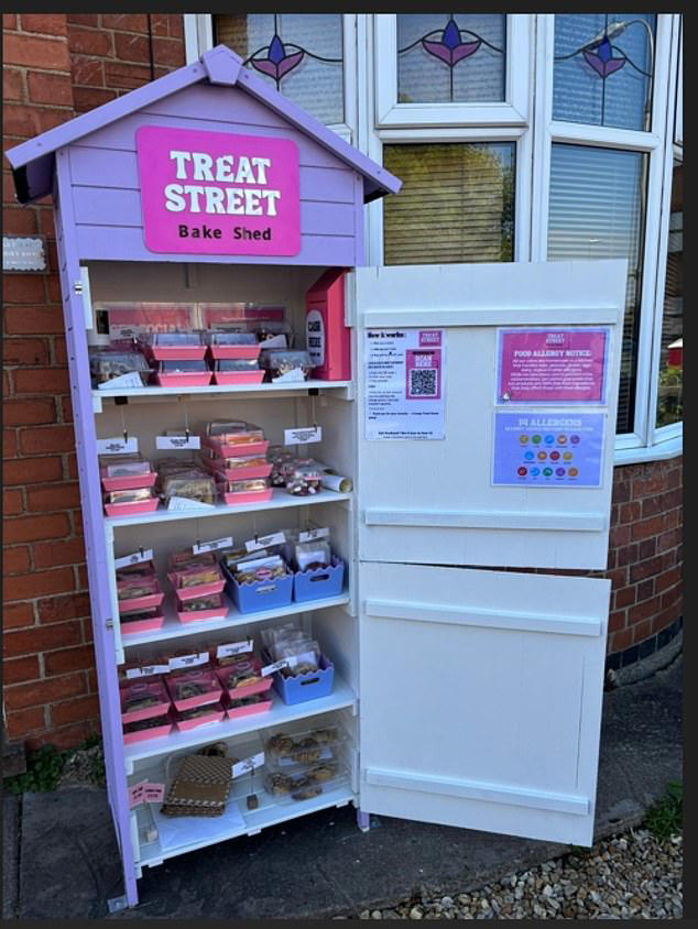 Moment bakery bandit steals half of cake maker's stock from honesty box ...