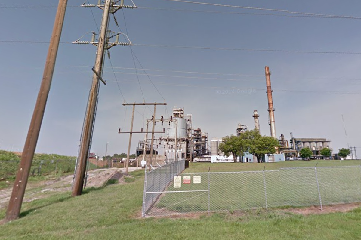 Quiet Oklahoma town begs for help as black dust blankets neighborhoods