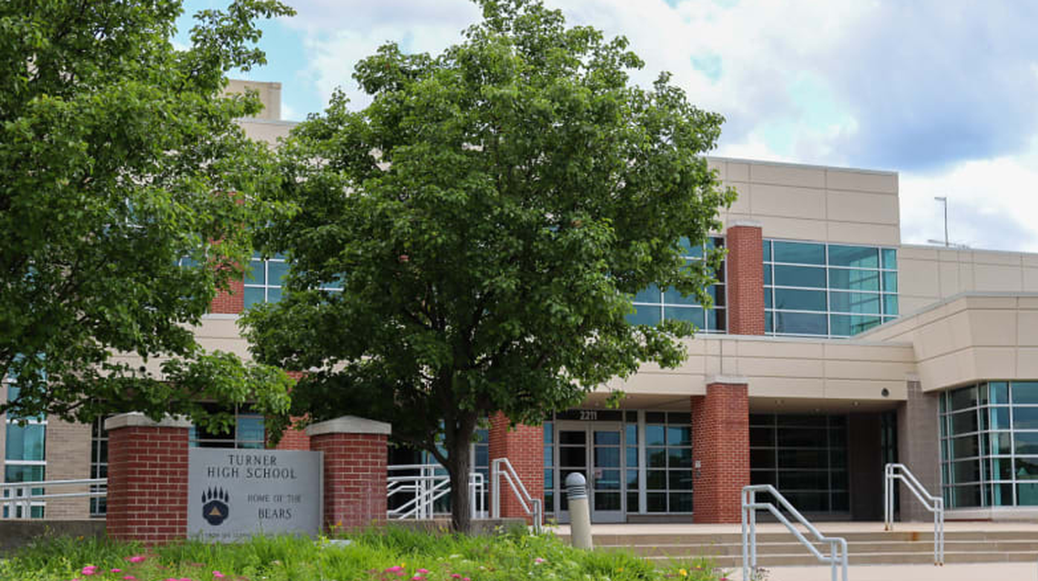Storm threat forces Kansas City, Kansas, high school to postpone graduation