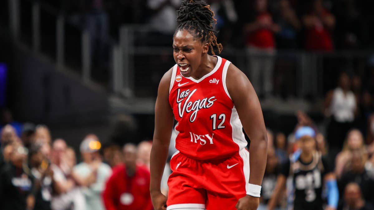 Chelsea Gray comes through in clutch, lifts Aces past Dream