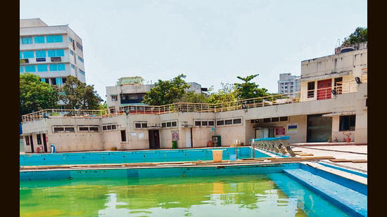 Leaking Chembur BMC pool shut for weeks, members incensed
