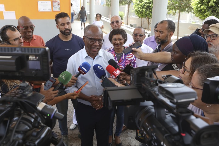 Presidente do MPD deixa liderança do partido e felicita PAICV por ...