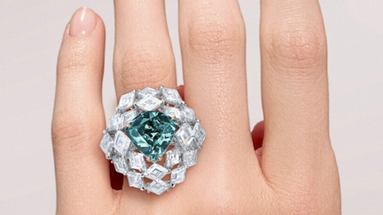 This Rs 122 crore blue-green diamond is becoming the internet’s latest ...
