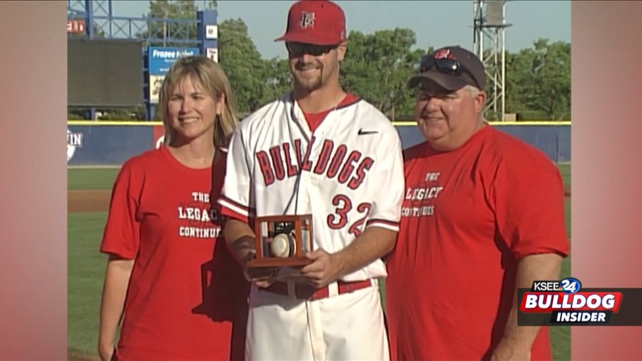 Great moment in Bulldog history: Mendonca becomes home run king