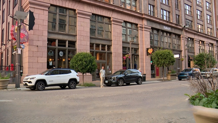 Shooting at Washington Avenue nightspot leaves employee dead; suspects ...