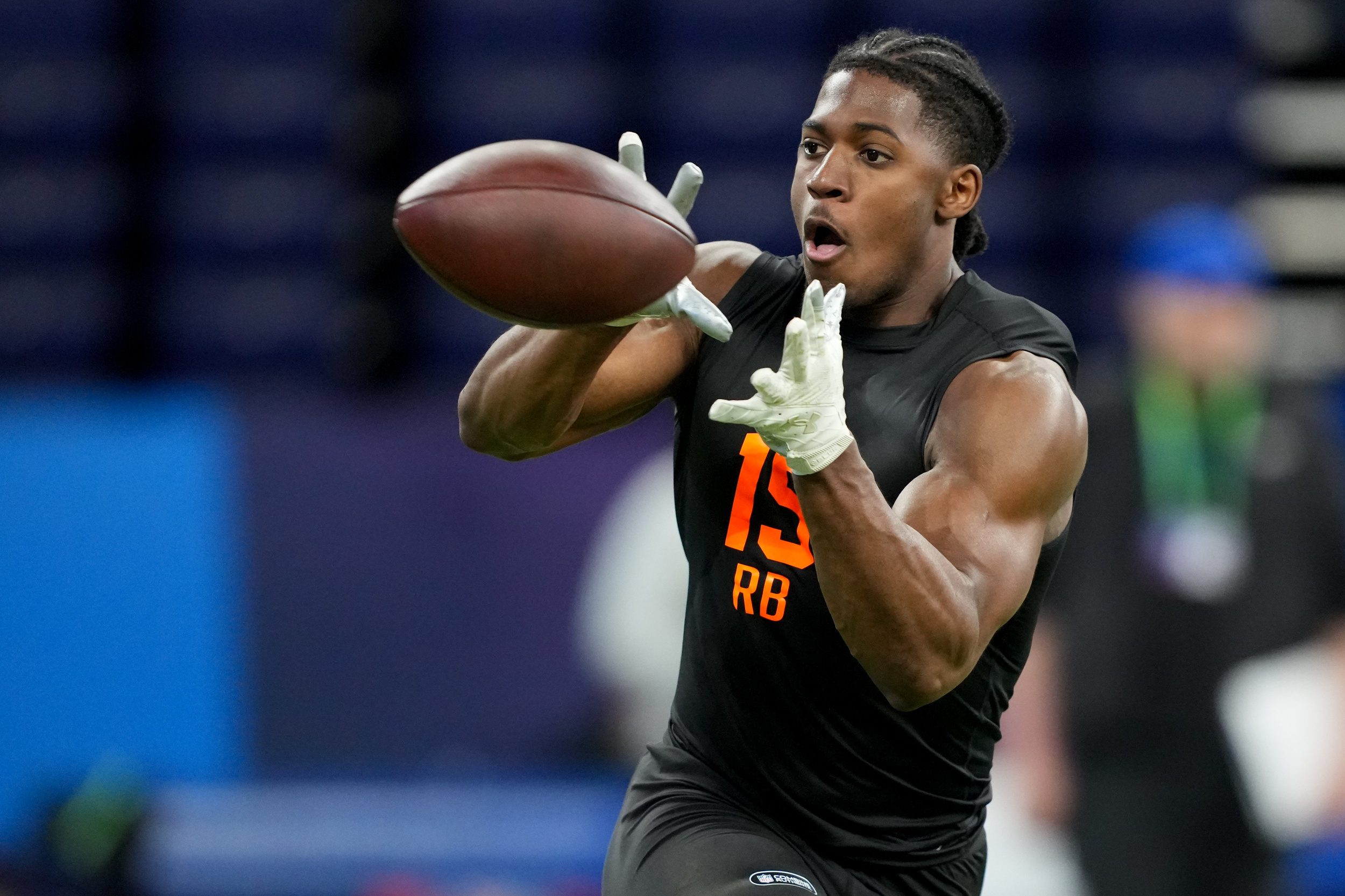 Seahawks 1st-rounder Jadarian Price to take Kenneth Walker’s role