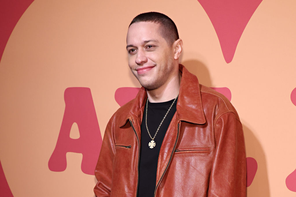 Pete Davidson's friends break silence on Elsie Hewitt's deleted posts ...