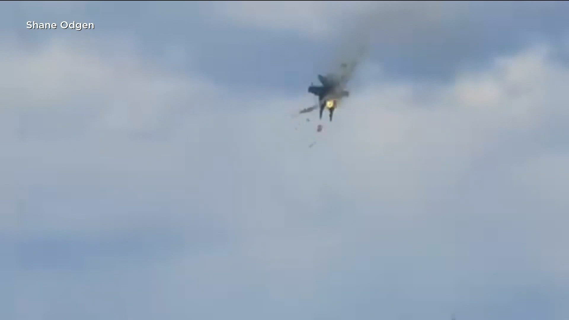 Video: 2 US Navy jets collide mid-air during air show performance in Idaho