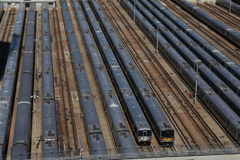 With largest US commuter rail system shut down, federal labor officials ...