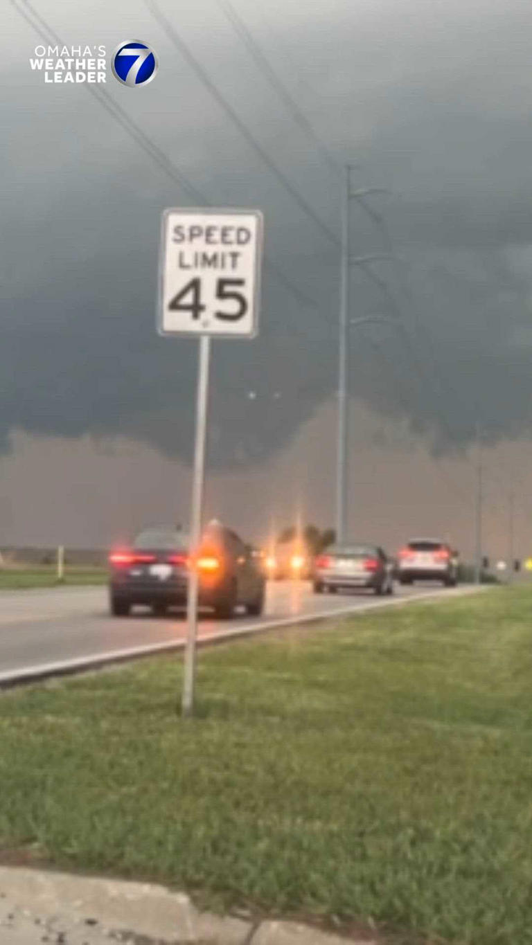 Eppley Airfield flights delayed as severe weather moves through Omaha