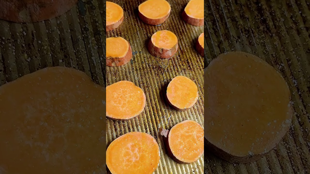 Easy sweet potato brie bites with crunchy toppings