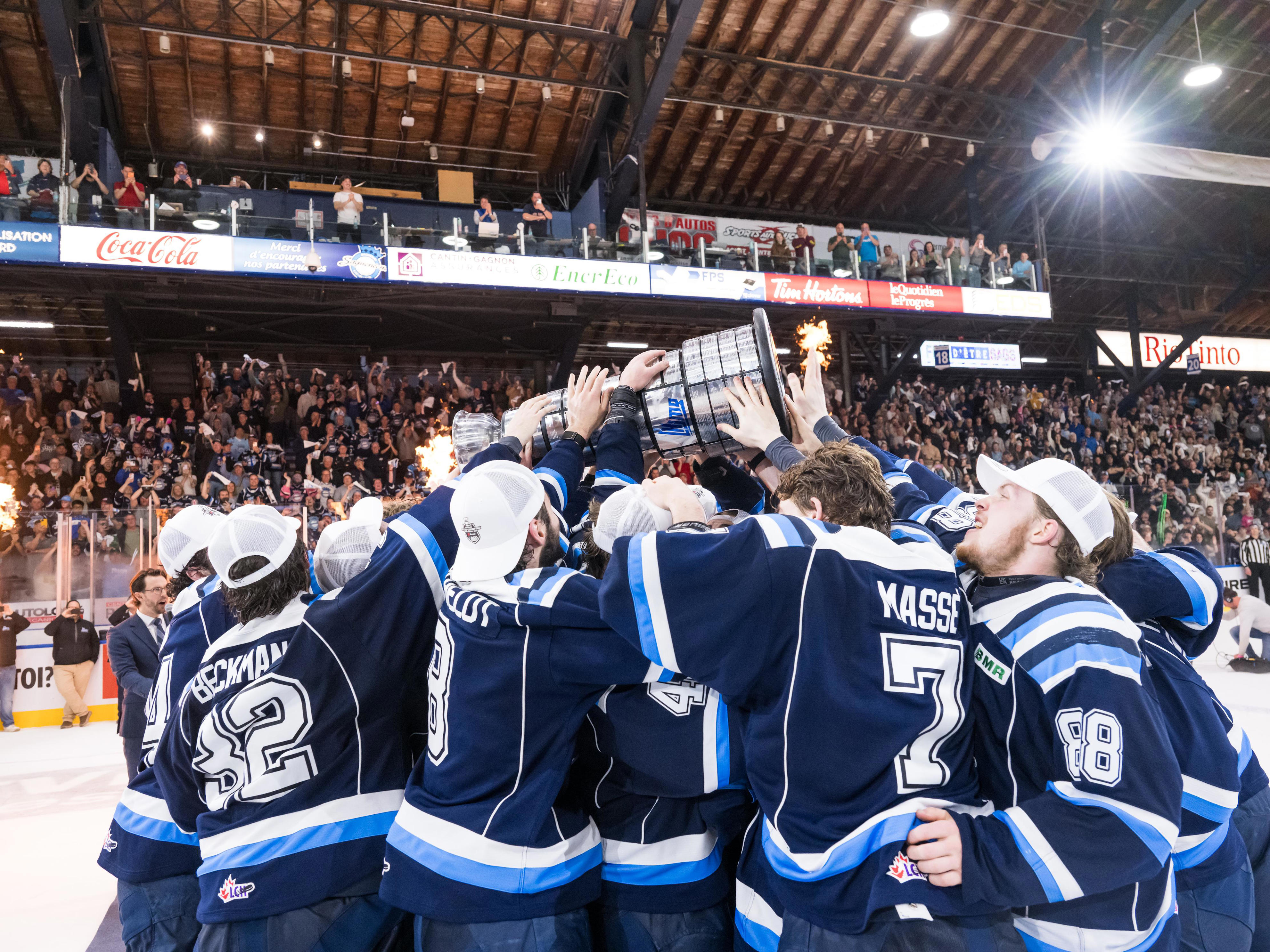 Les Saguenéens Champions De La Lhjmq Pour La Première Fois Depuis 1994