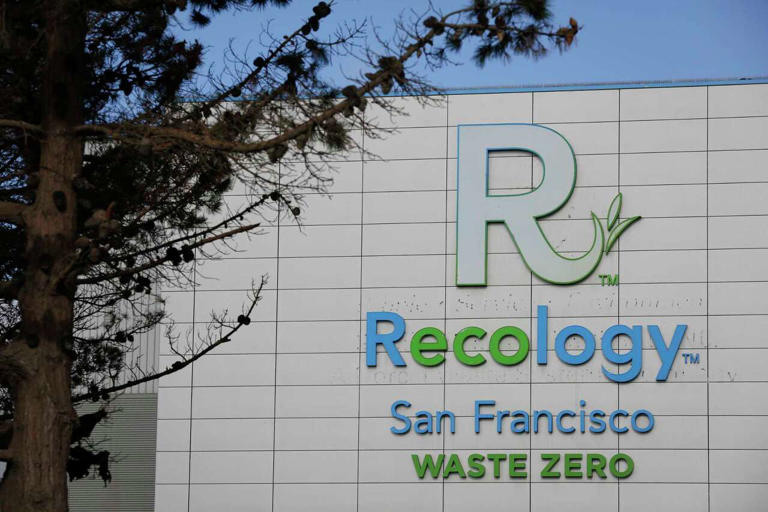 SF Recology driver injured when truck tips into recycling pit