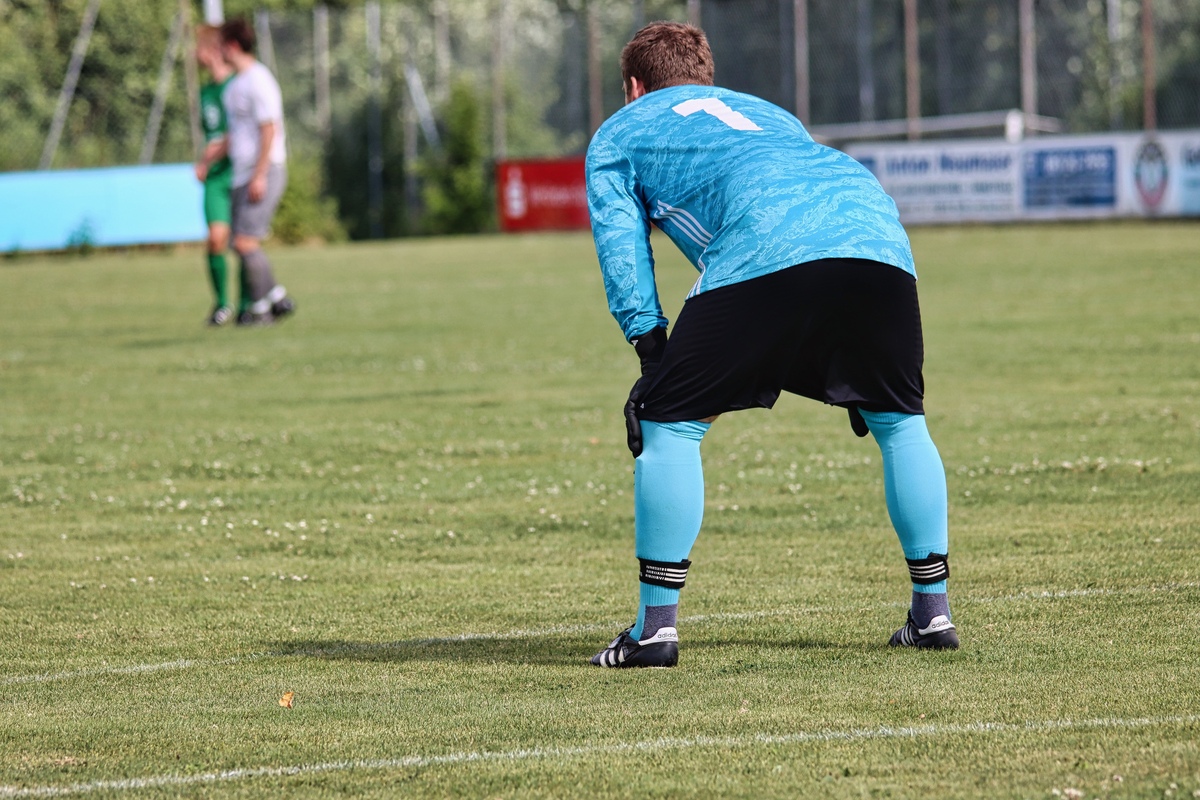 Gerd Hofbauer (Trainer USV Raxendorf): "Das Unentschieden geht in Ordnung"