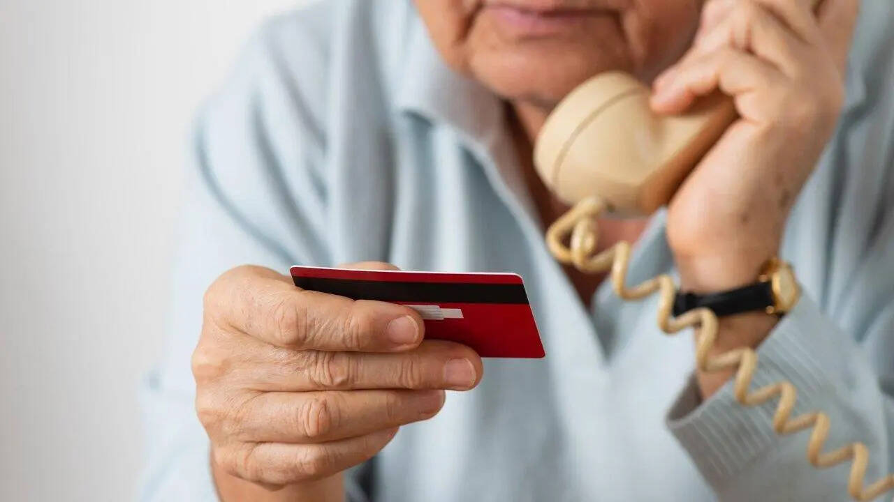 ‘I am calling from the police’: UK pensioners lose thousands in fake ...