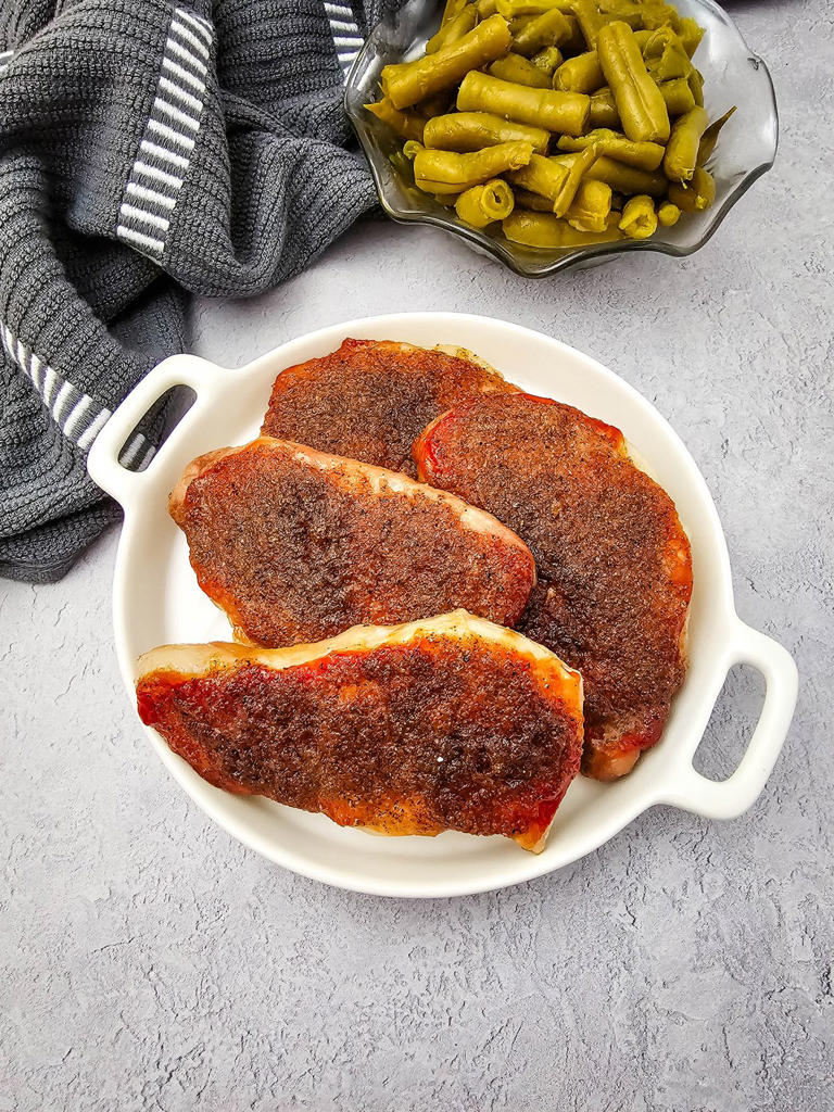 Old-fashioned brown sugar and ketchup pork chops