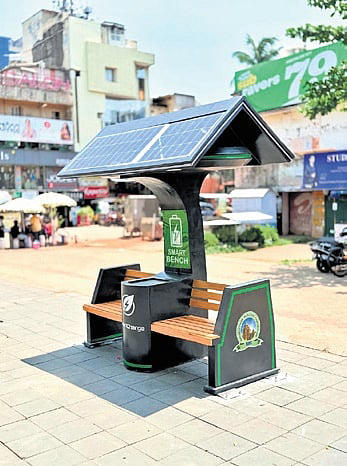 BMC pilots installation of solar benches in Bhubaneswar