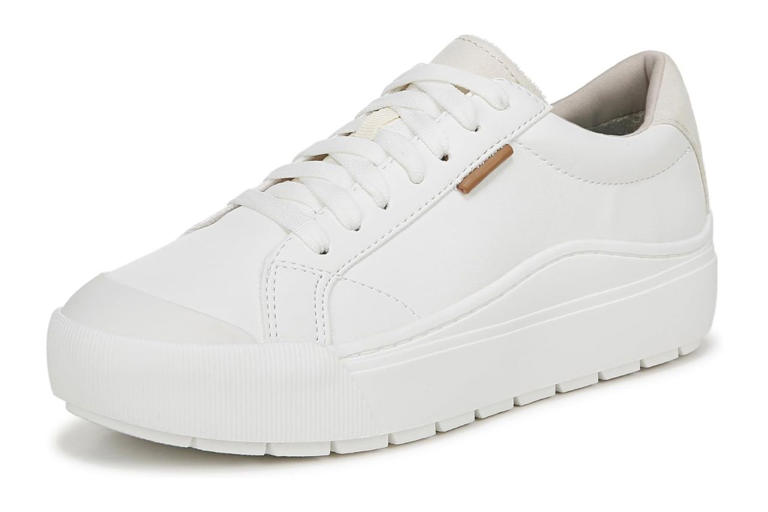I refuse to go on a summer vacation without these 5 comfy shoes—I can ...