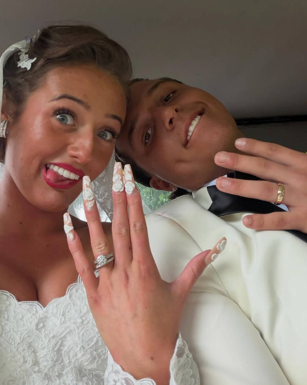 Venezuela Fury explains why she wore Crocs down wedding aisle which ...