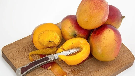 Can mangoes cause blood sugar spikes? Know the truth about the king of ...