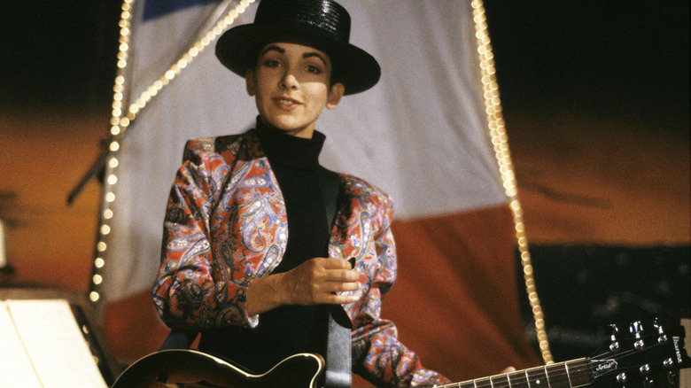 5 one-hit wonder love songs from the '80s that still have us head over ...