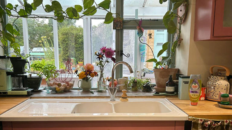 Cottagecore vs real cottage living