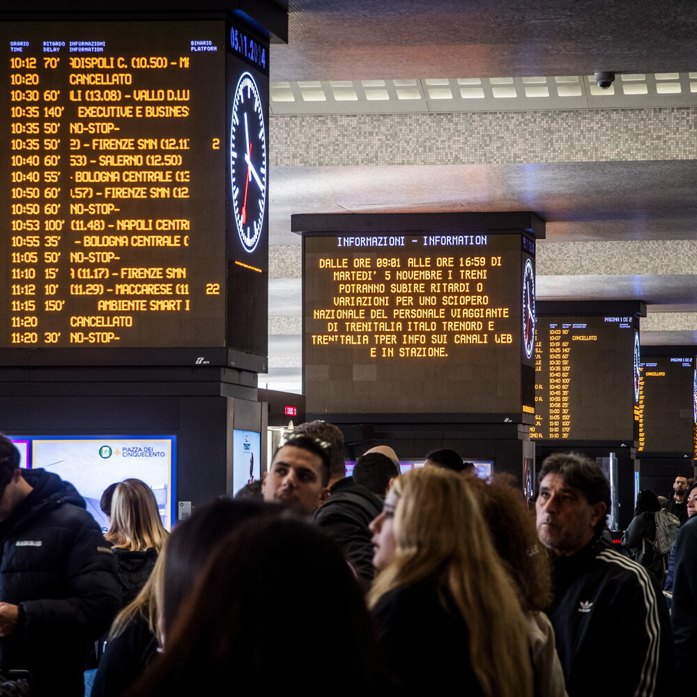 Scioperano treni, bus e metro. Le fasce garantite
