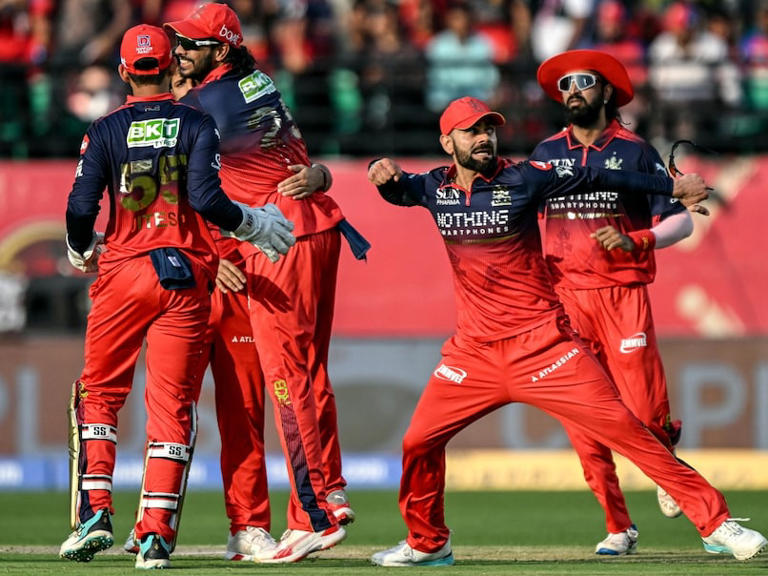 Virat Kohli's tactic masterclass leads to wicket for RCB against Punjab ...