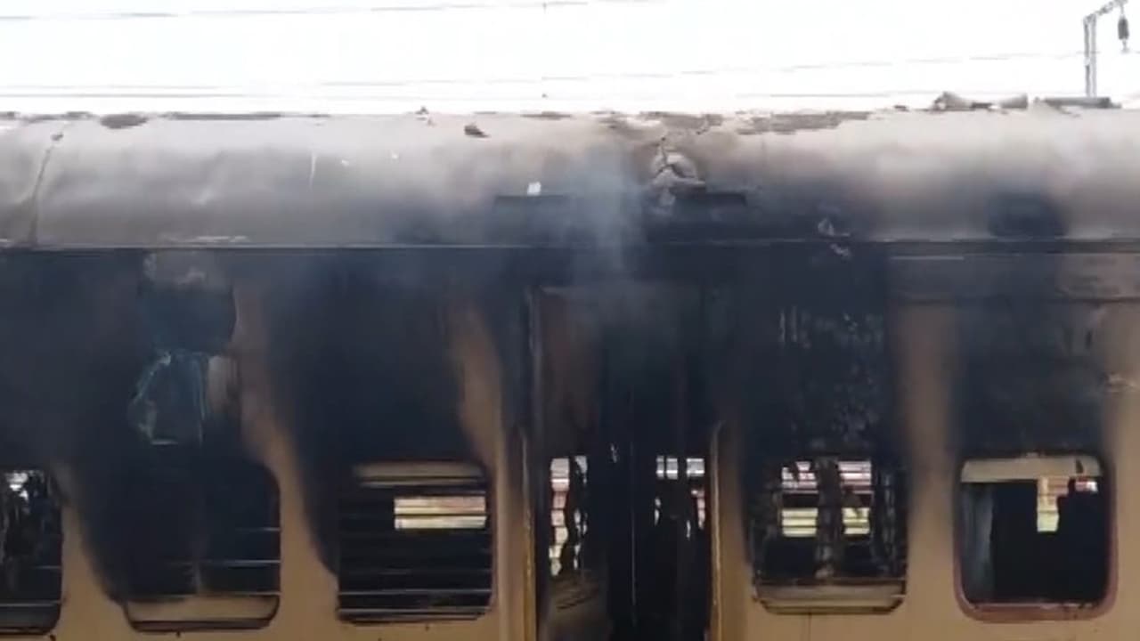 Bihar: Fire guts empty coach of Sasaram-Patna train, no casualties