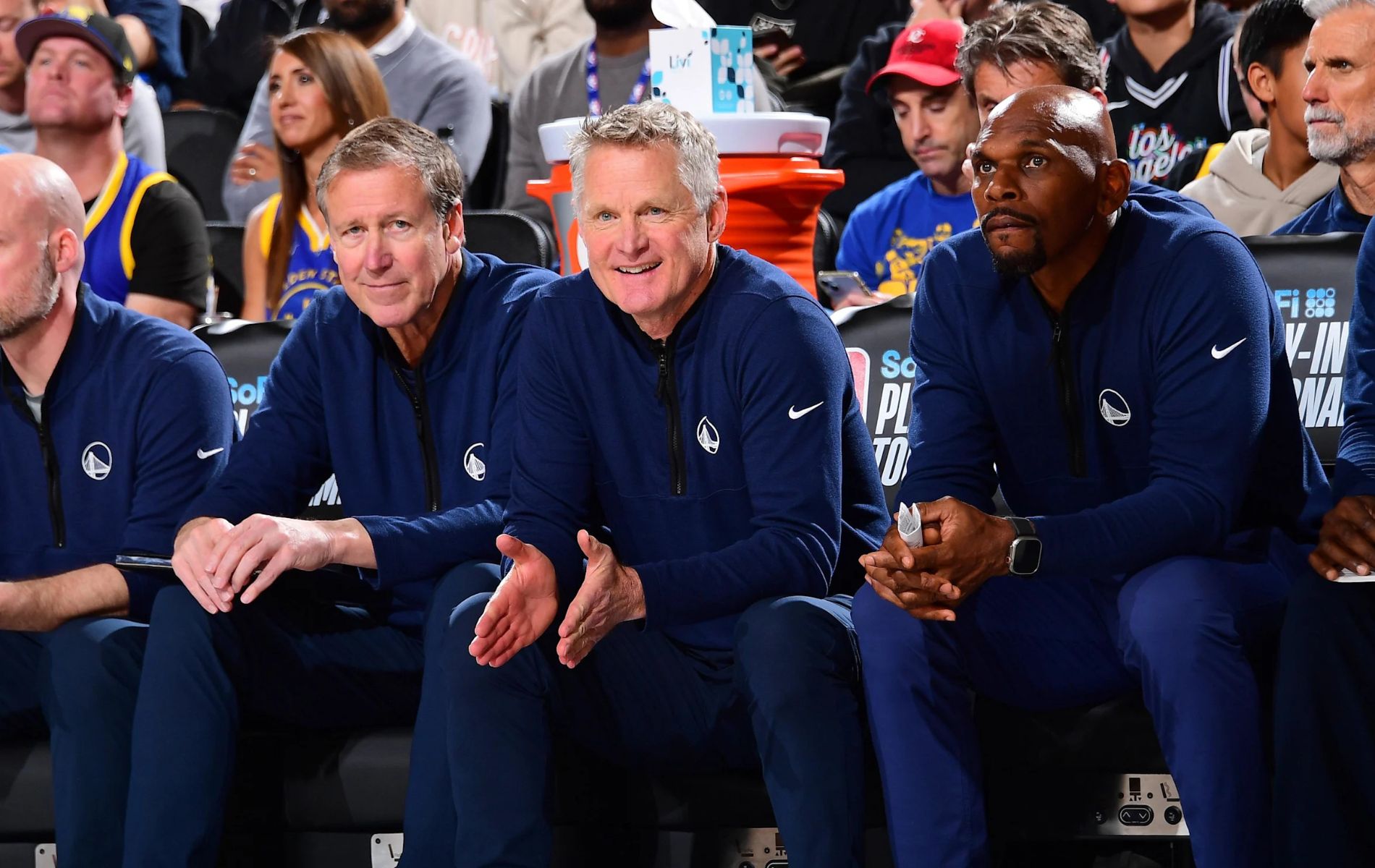 Former Warriors assistant coach eyeing return as Blazers head coach