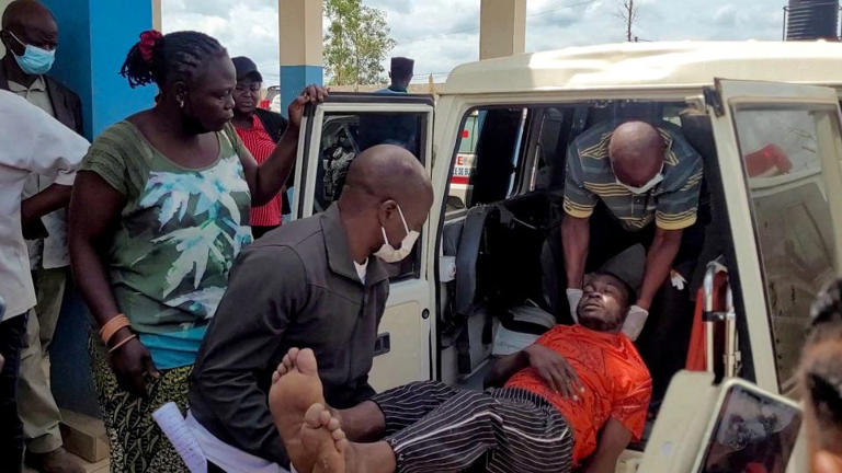 American infected with Ebola in DRC, as US moves to limit entry from ...