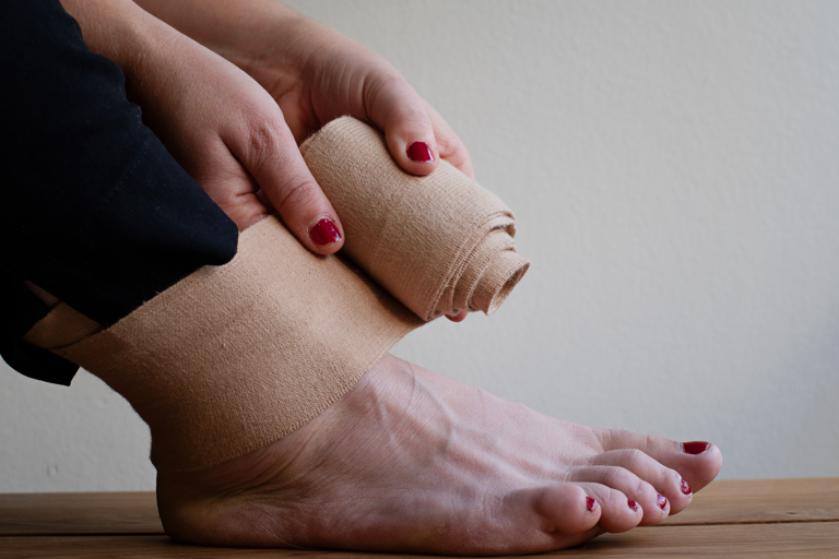 Why are your feet and ankles swollen at the end of the day? A Yale ...