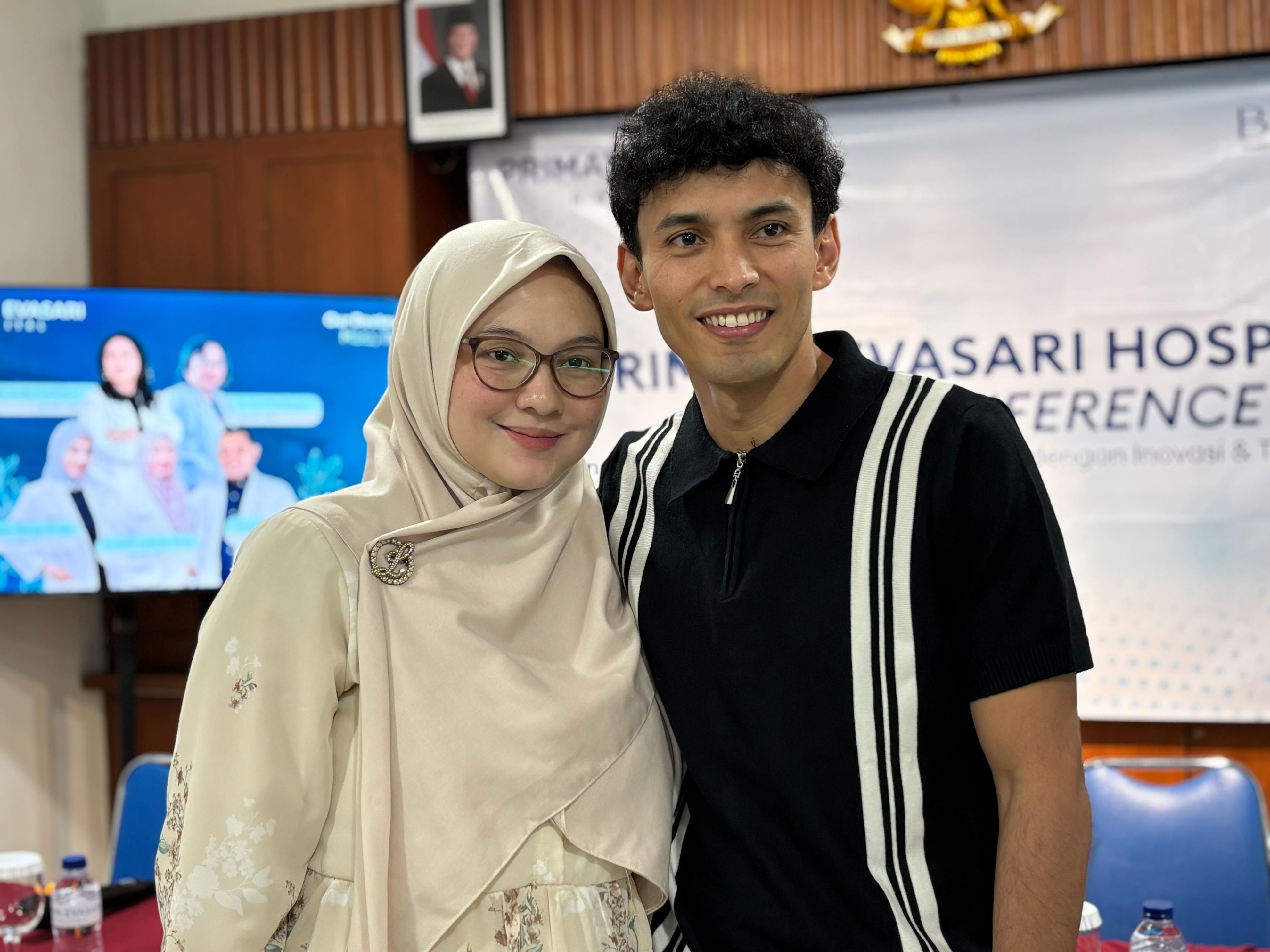 9 tahun menanti buah hati, Rifky Alhabsyi berlinang air mata di ruang ...